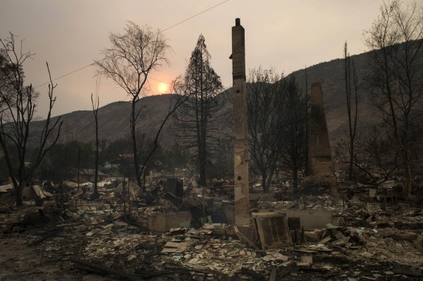 Wildfires scorch homes of the rich and famous in Los Angeles