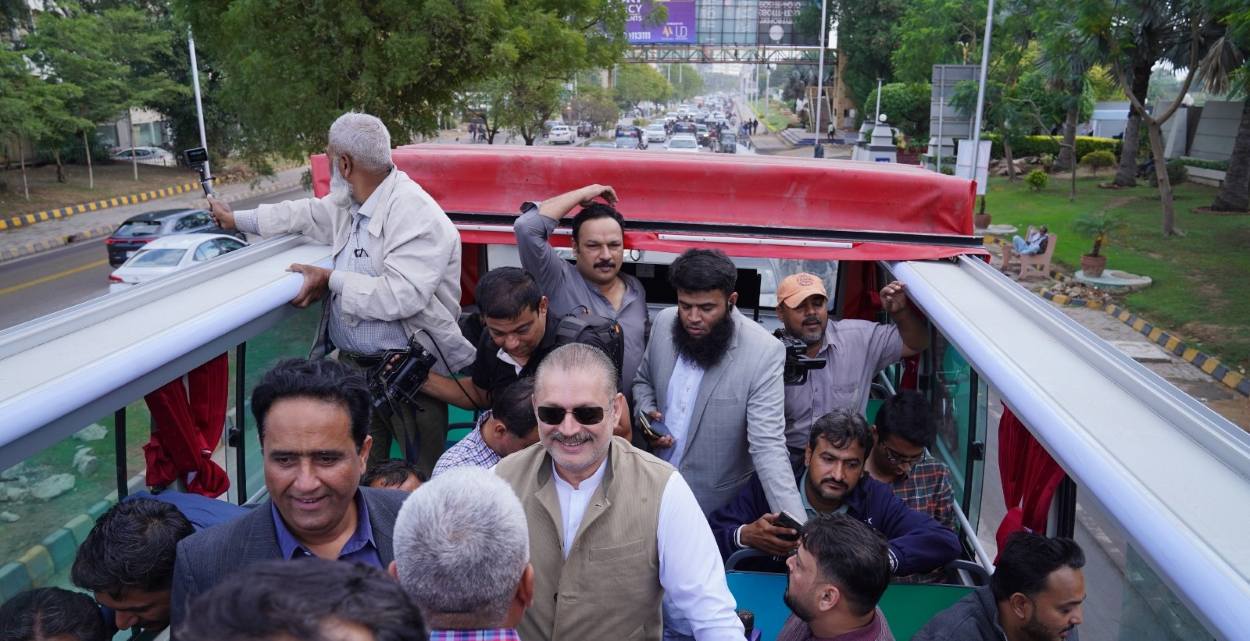 Karachi Double-Decker Bus: New Routes & Fares by Sindh Govt